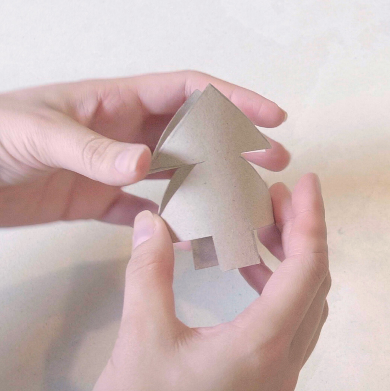 DIY Pet Toys Using Wrapping Paper Cardboard Tubes - Omlet Blog US